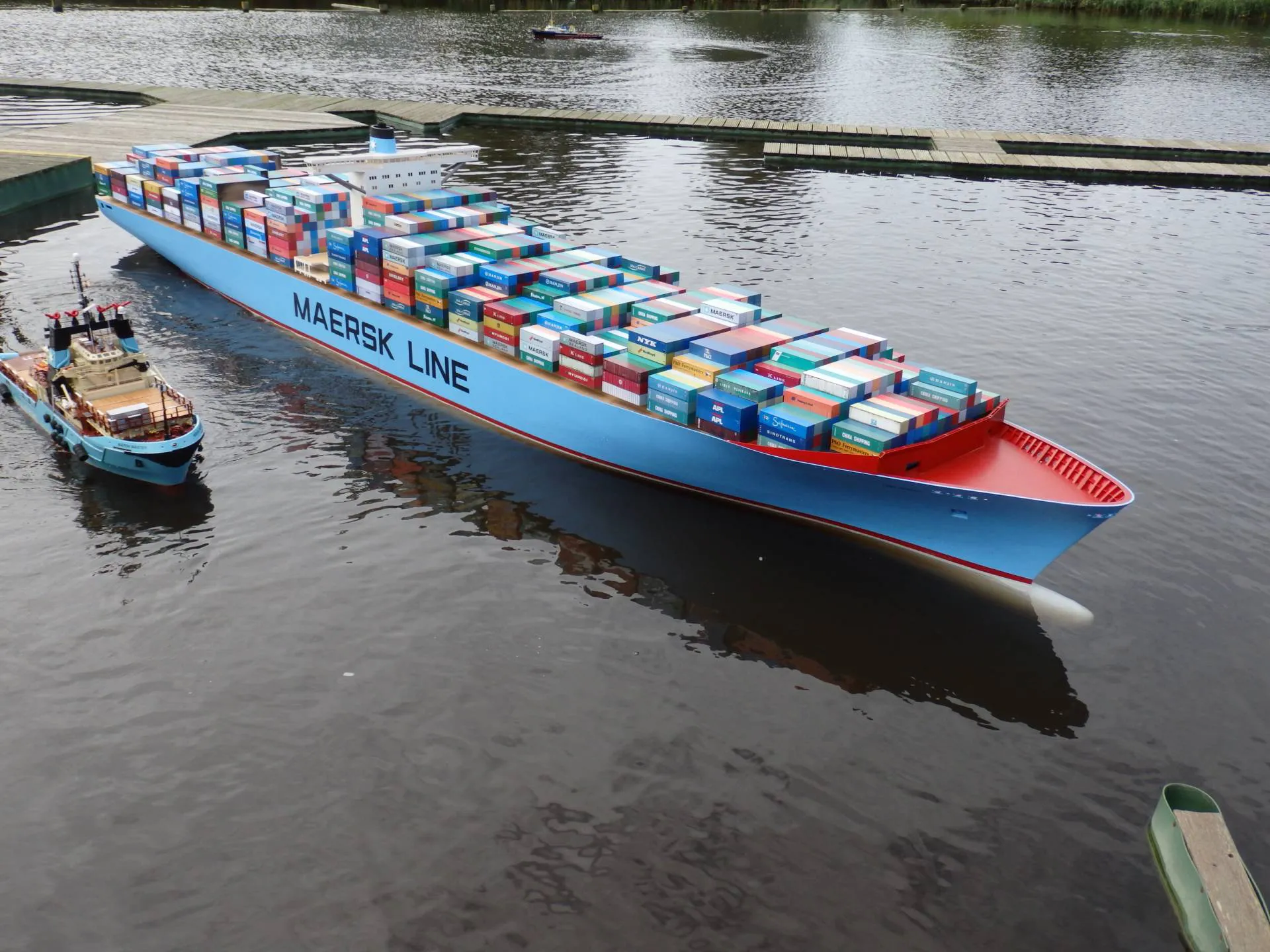 Maßstabsgetreues Modell der Emma Maersk – Kundenprojekte